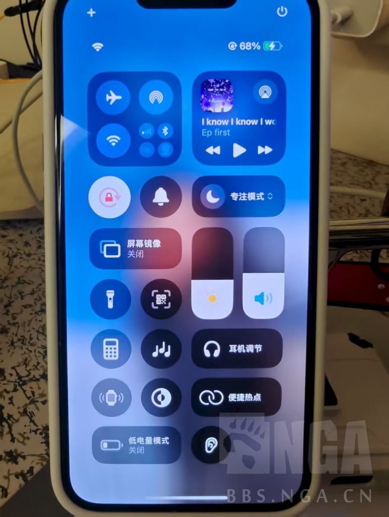 美版有锁16e可能我觉得是目前XF5双持手机里，最好的苹果备用搭子(感想分享) NGA玩家社区