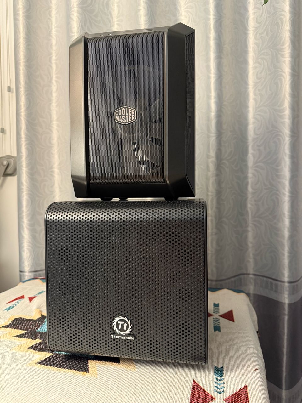 入手了一台2019年的全新itx机箱，和老机箱比较一下 NGA玩家社区