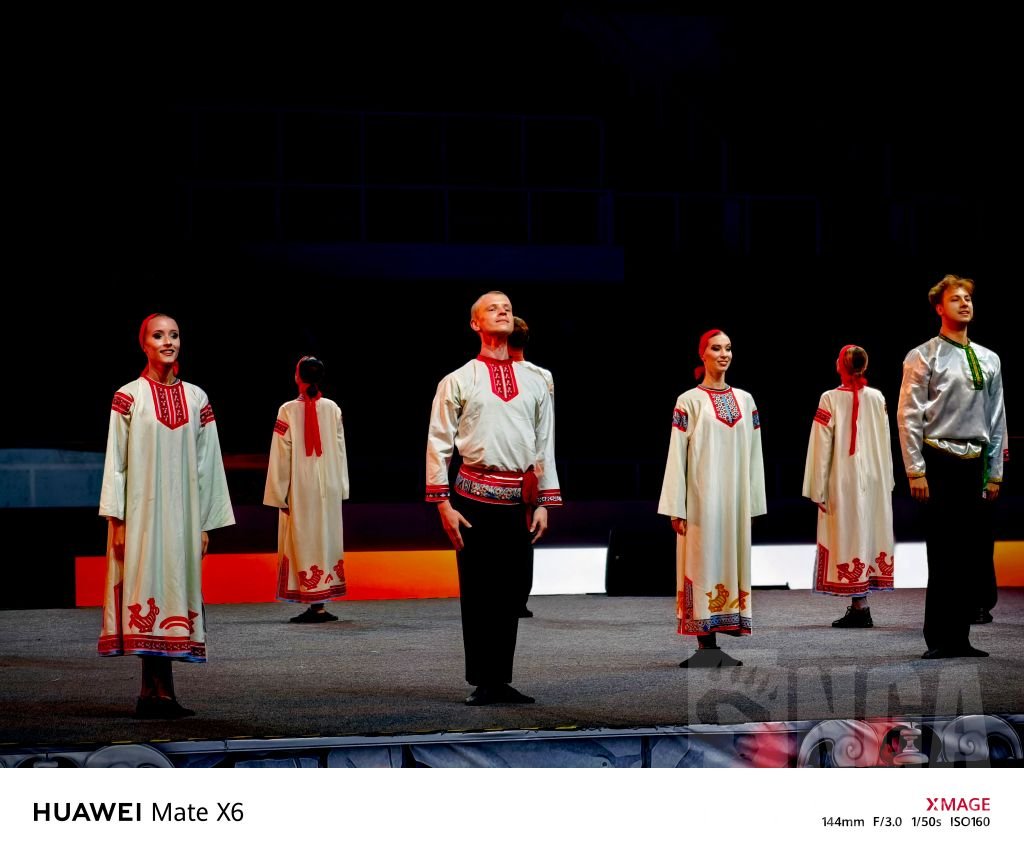 手持Mate X6去看水上表演！ NGA玩家社区