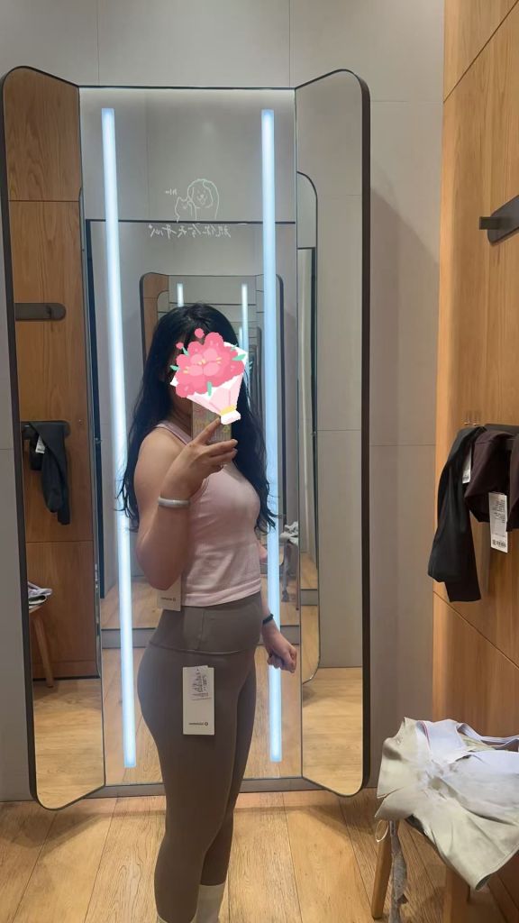 七夕给npy送了两条瑜伽裤 NGA玩家社区