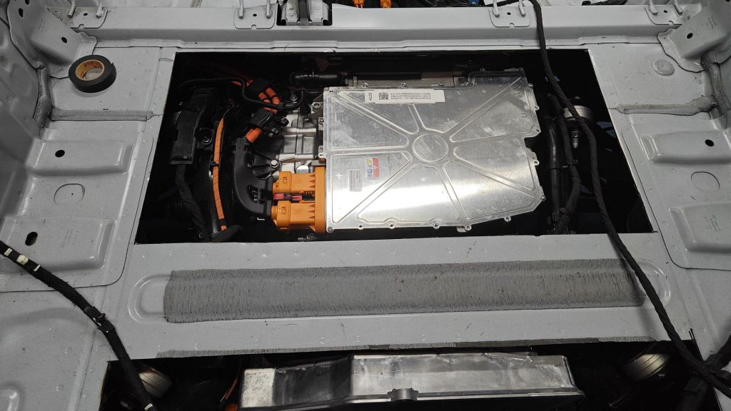 [问题求解]决赛圈了，海豚和id4。有id的车主吗，求解答 NGA玩家社区