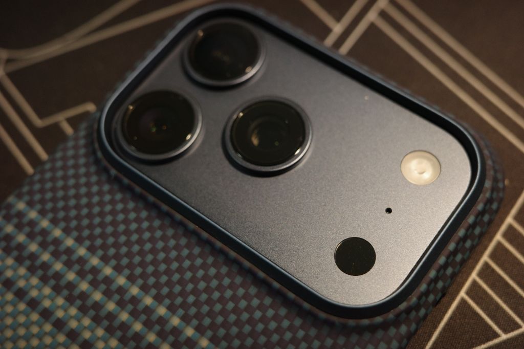 iPhone 17pro pitaka月升开箱，及17pro蓝色对比13pro蓝色 NGA玩家社区