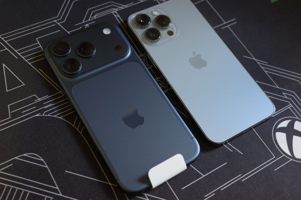 iPhone 17pro pitaka月升开箱，及17pro蓝色对比13pro蓝色 NGA玩家社区