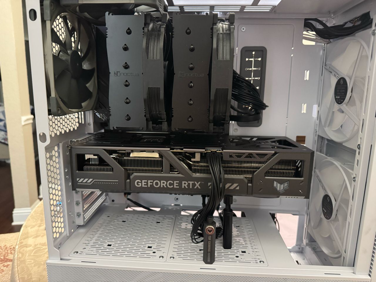 5090 16pin线这样放安全么 NGA玩家社区