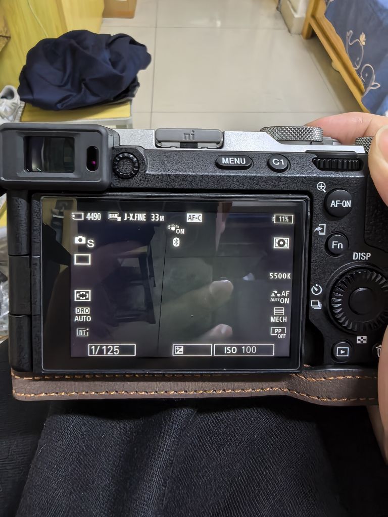 a7c2怎么这么黑啊，这对吗 NGA玩家社区