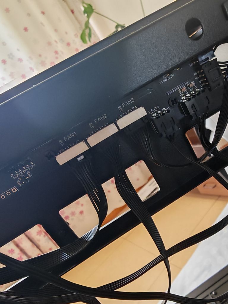 求一款做工跟217差不多的侧透机箱，最好1000以内 NGA玩家社区