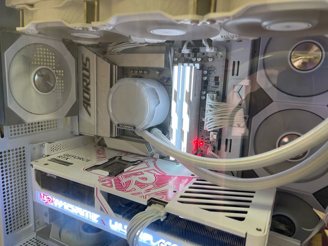 请问技嘉冰雕 Argb灯光问题有相同情况的吗 NGA玩家社区