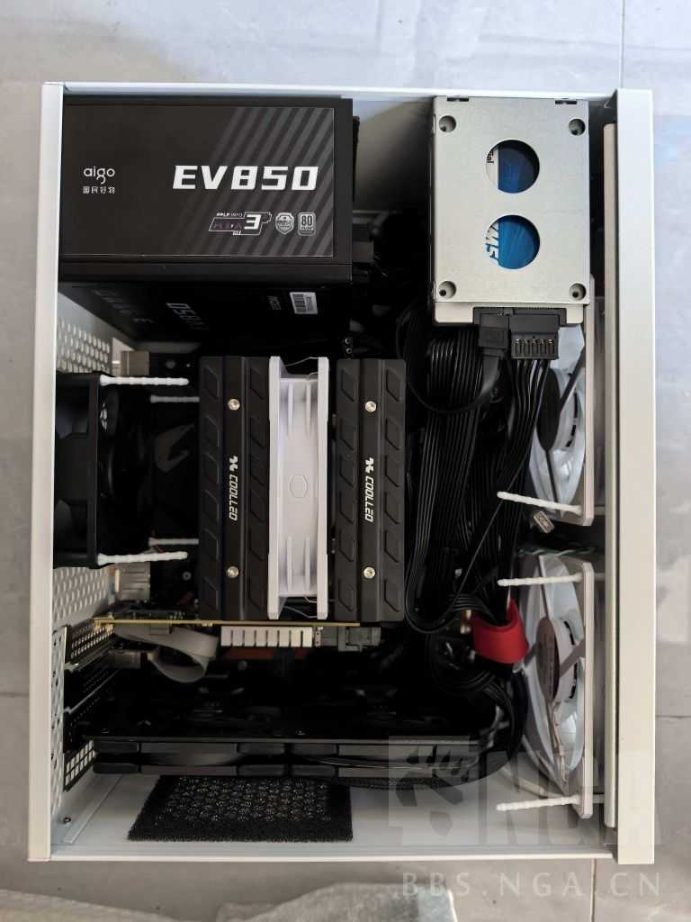 [作业贴] 发个NAS作业，自组9盘位+飞牛OS NGA玩家社区