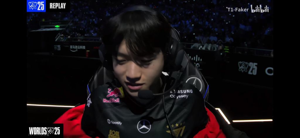 22年哭的浑身颤抖的keria也蜕变成了决胜局也能笑着打的人了 NGA玩家社区