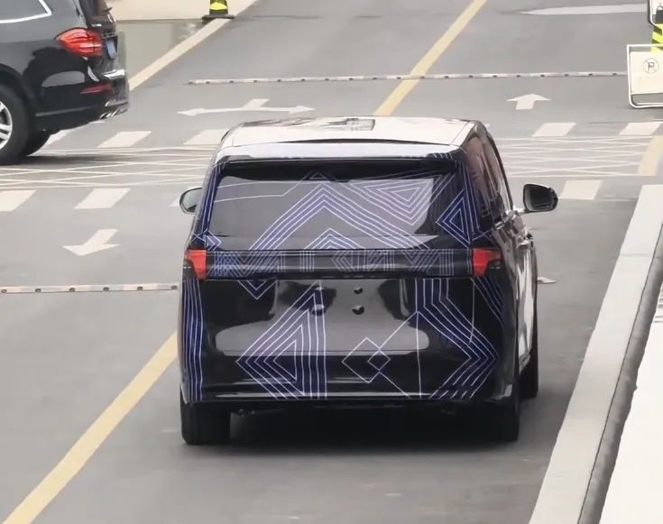 智界首款MPV正式命名为v9 NGA玩家社区