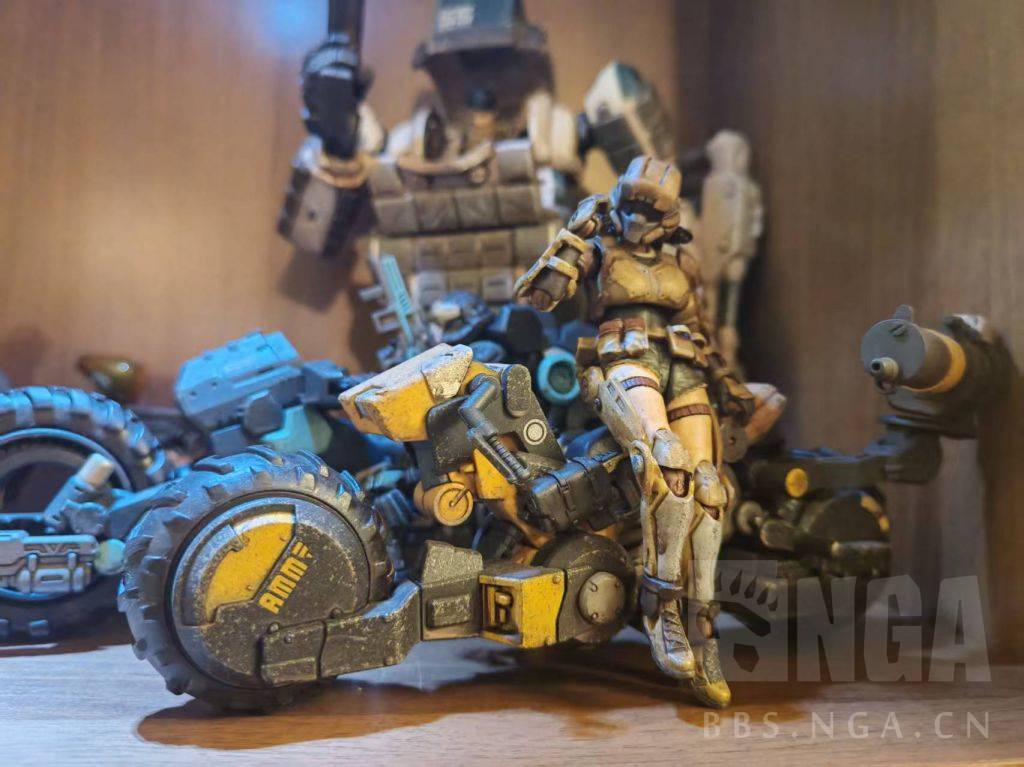 [求助]有没有带驾驶舱且驾驶员和载具都是卖点的玩具 NGA玩家社区